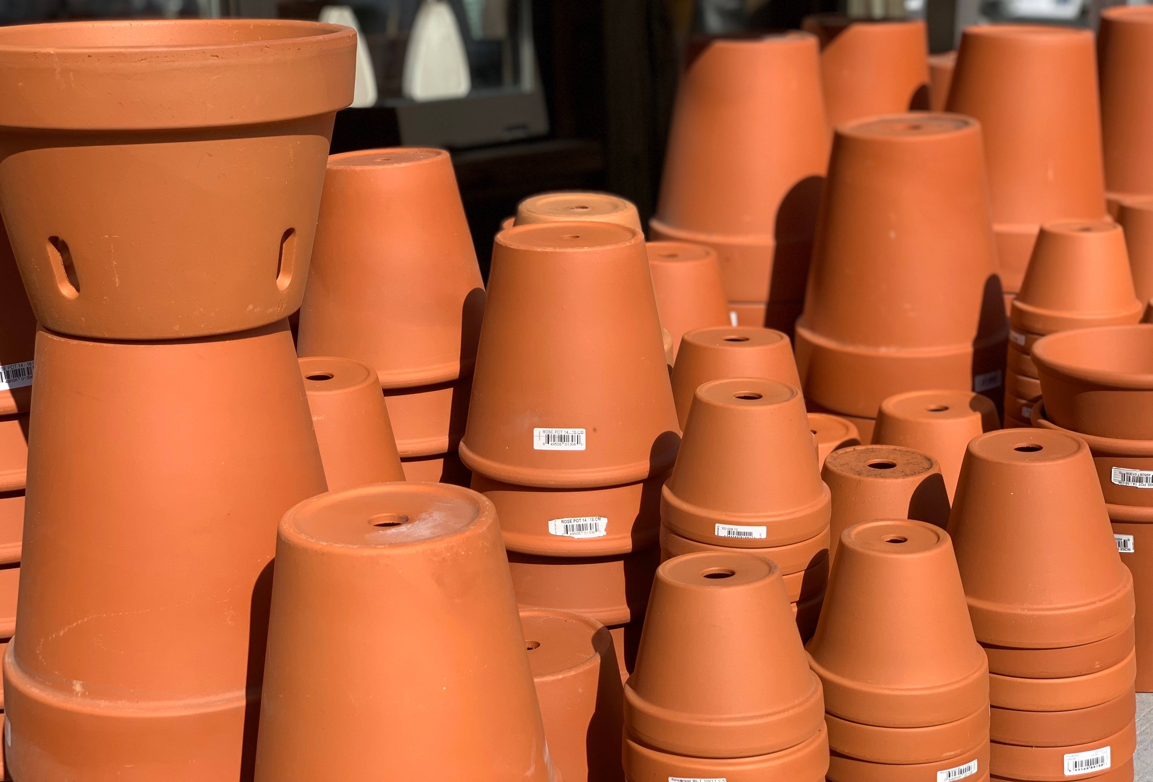 Pottery – Mariposa Nursery & Retail Garden Center